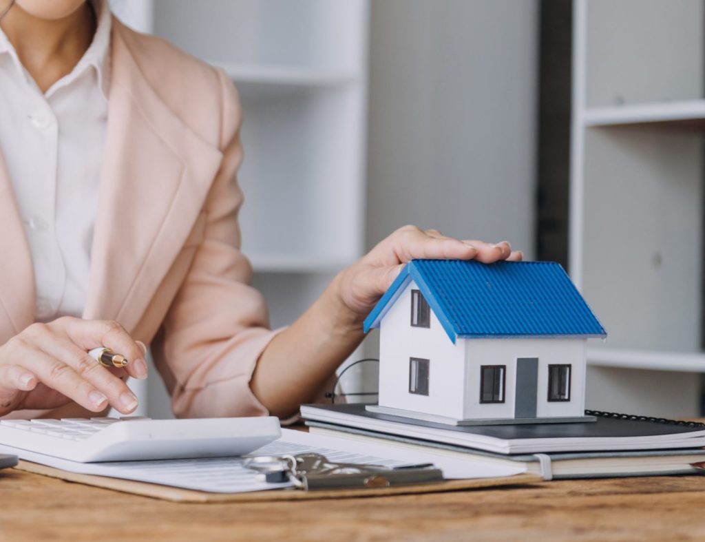 A letting agents guide to holding deposits - AB Lettings